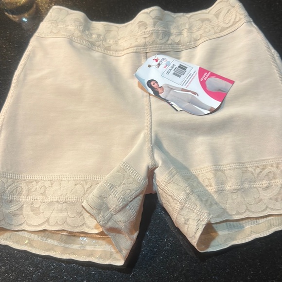 Shorts | Short Lifts Up Cola Made In Colombia Sizes Mxs Lxl | Poshmark